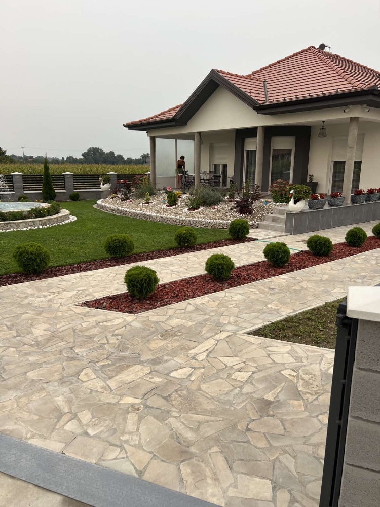 Blok, okapnice, kape, ivicnjaci, behaton - Betonska galanterija - OLX.ba