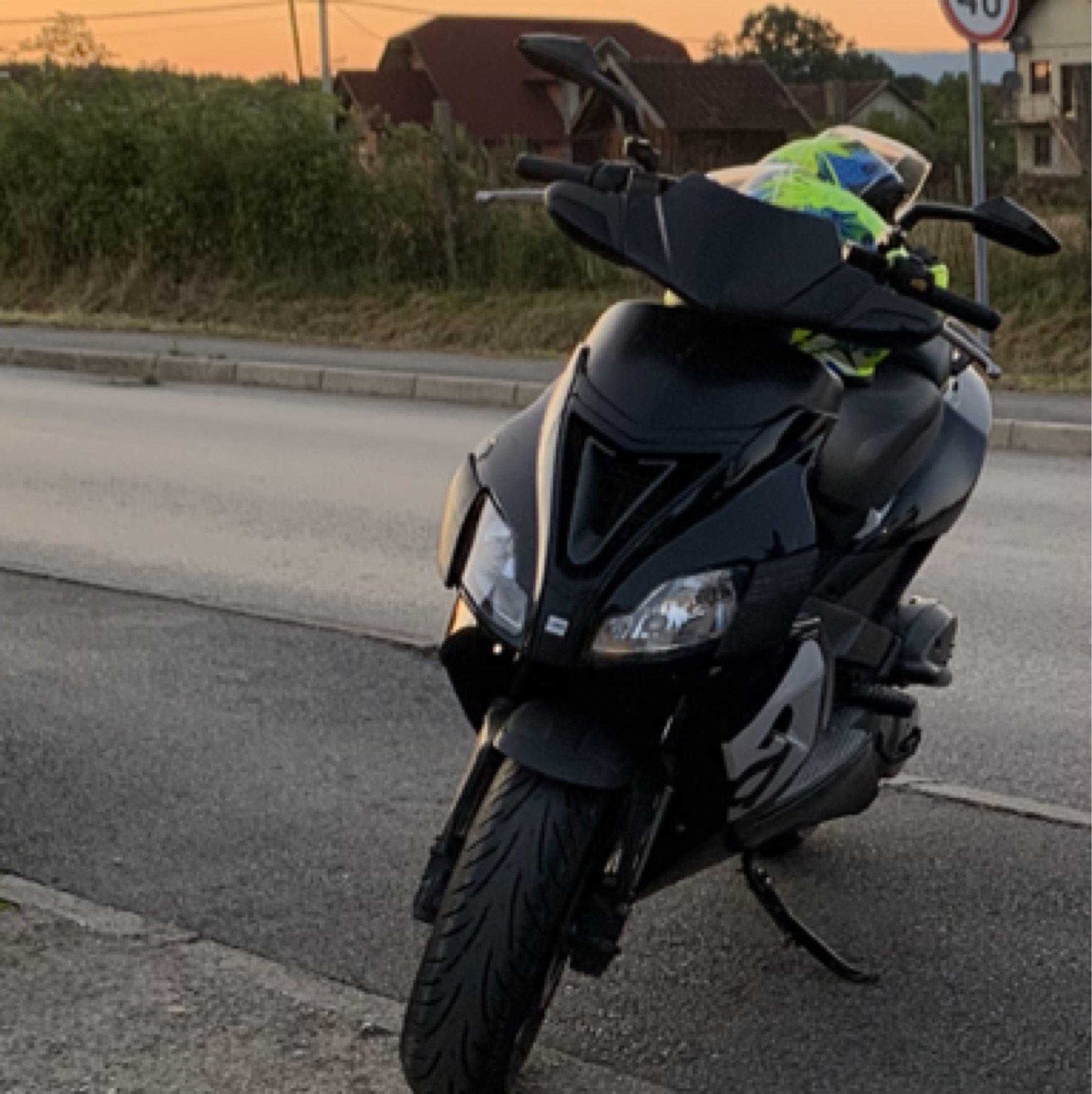 Aprilia sr50 - Motocikli - OLX.ba