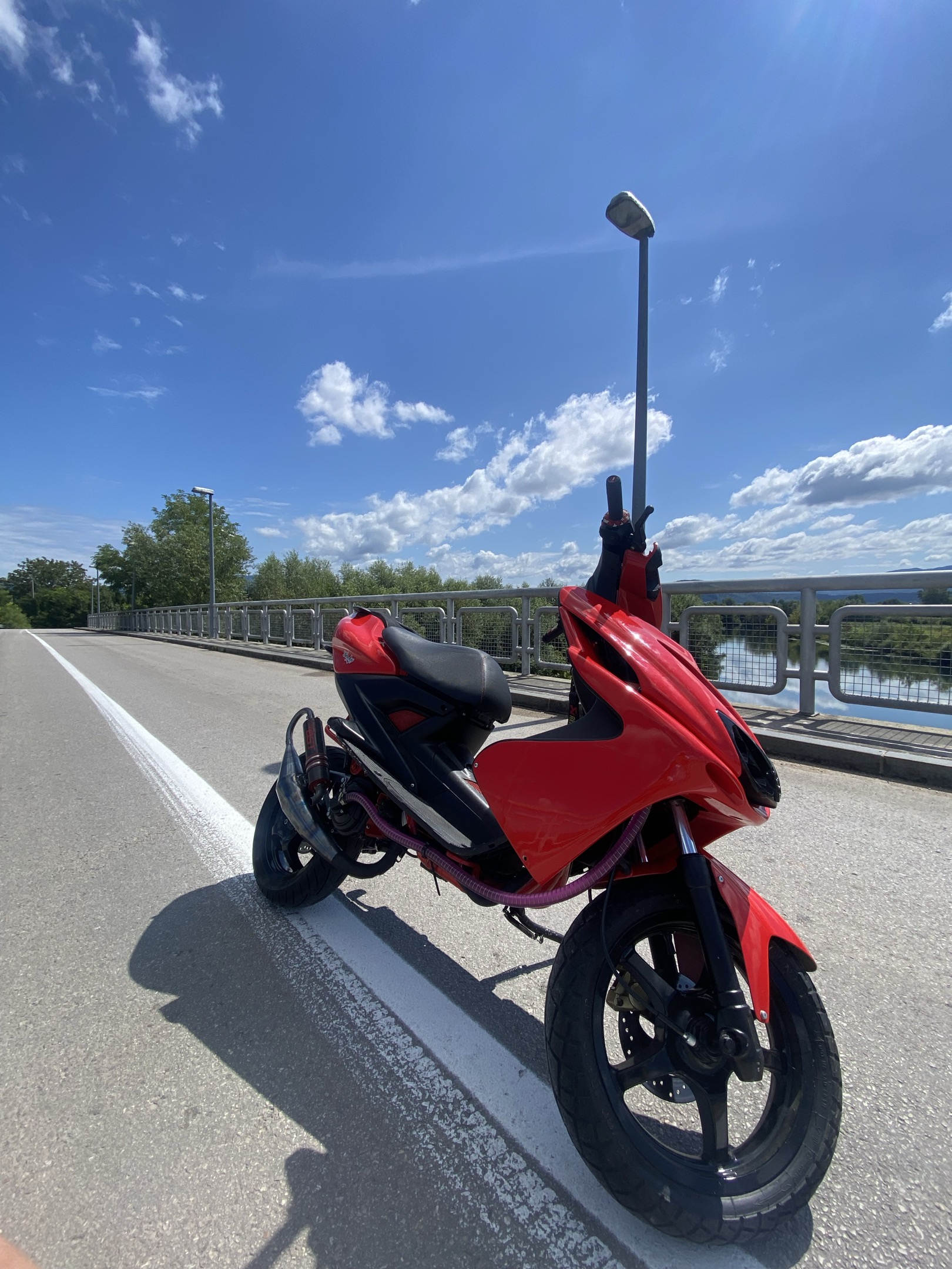 Velika pegla za ves/posteljine - Ostalo - OLX.ba