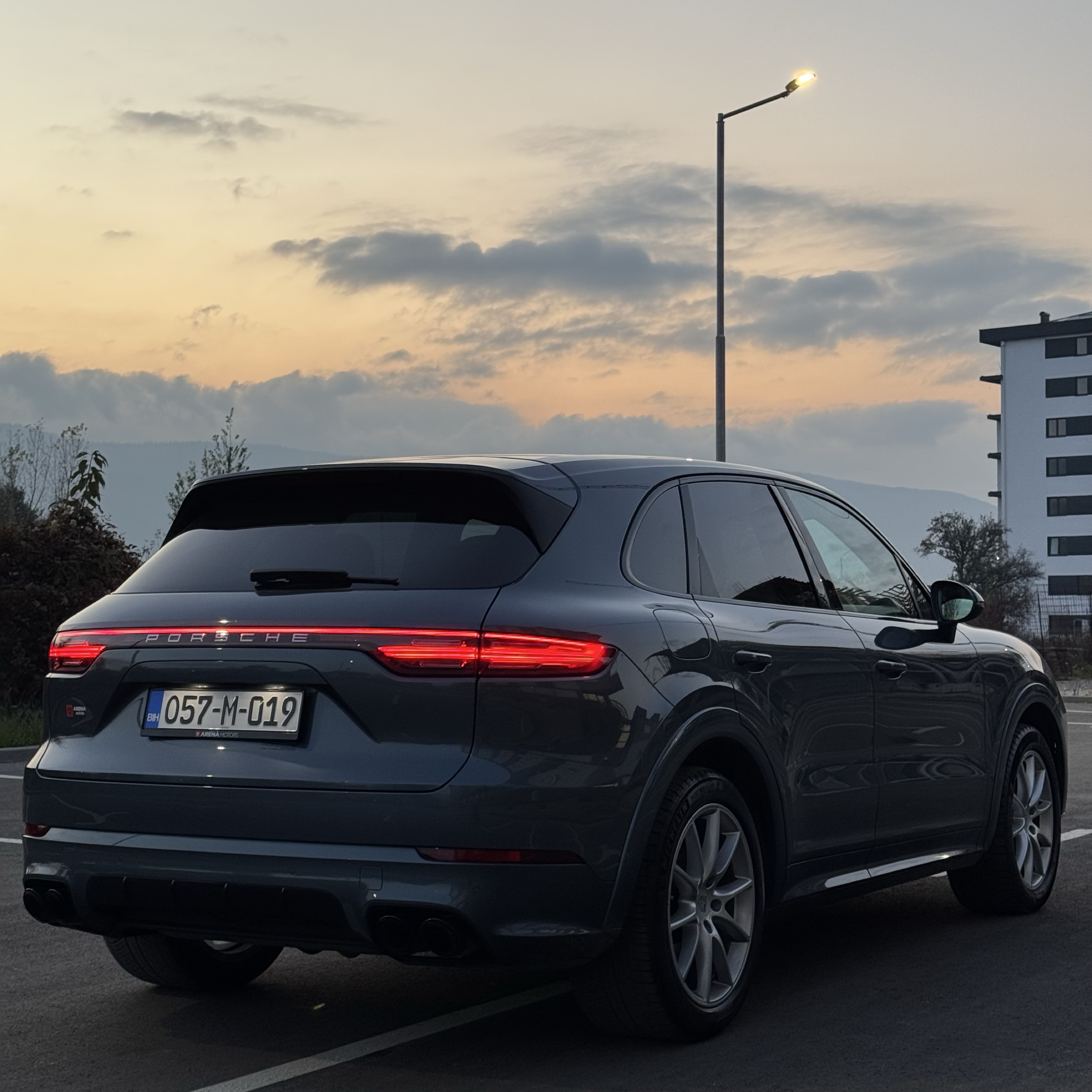 Audi Q7 45 TDI 3.0 V6 quattro 2020 138.000 km Virtual - Automobili - OLX.ba