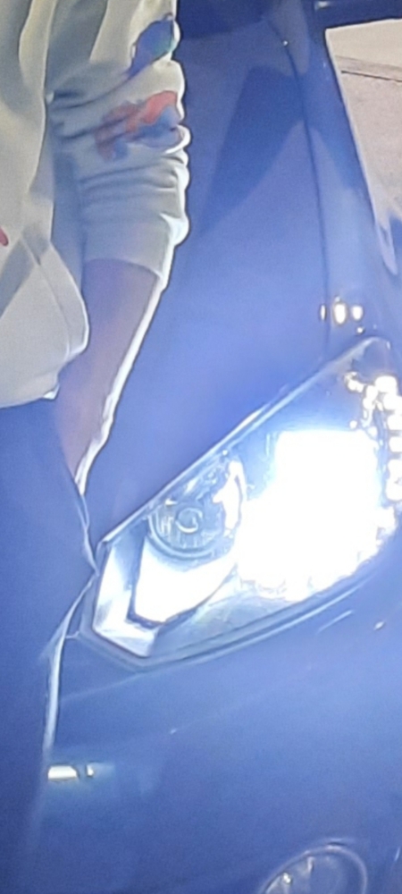 Xbox one s konzola plus 2 igre far cry 6 cod ww2 1 joystik - Konzole ...