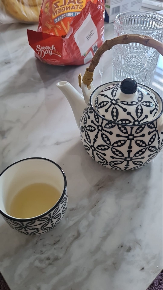 Soba 2 kreveta - Noćni ormarići - OLX.ba