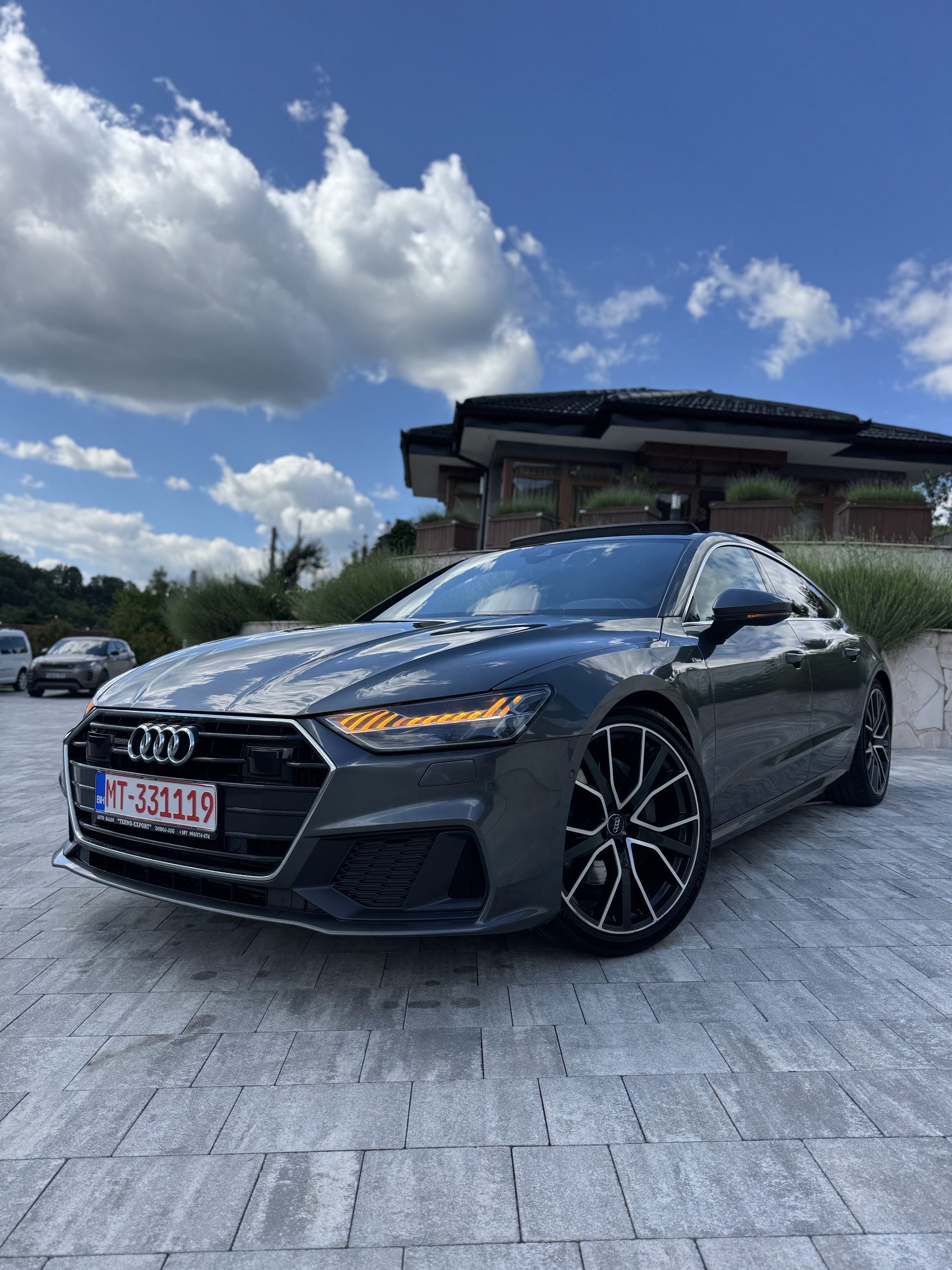 VW CRAFTER L2H2 35 TDI 2.0 140KS 2017 KLIMA - Teretna vozila - OLX.ba