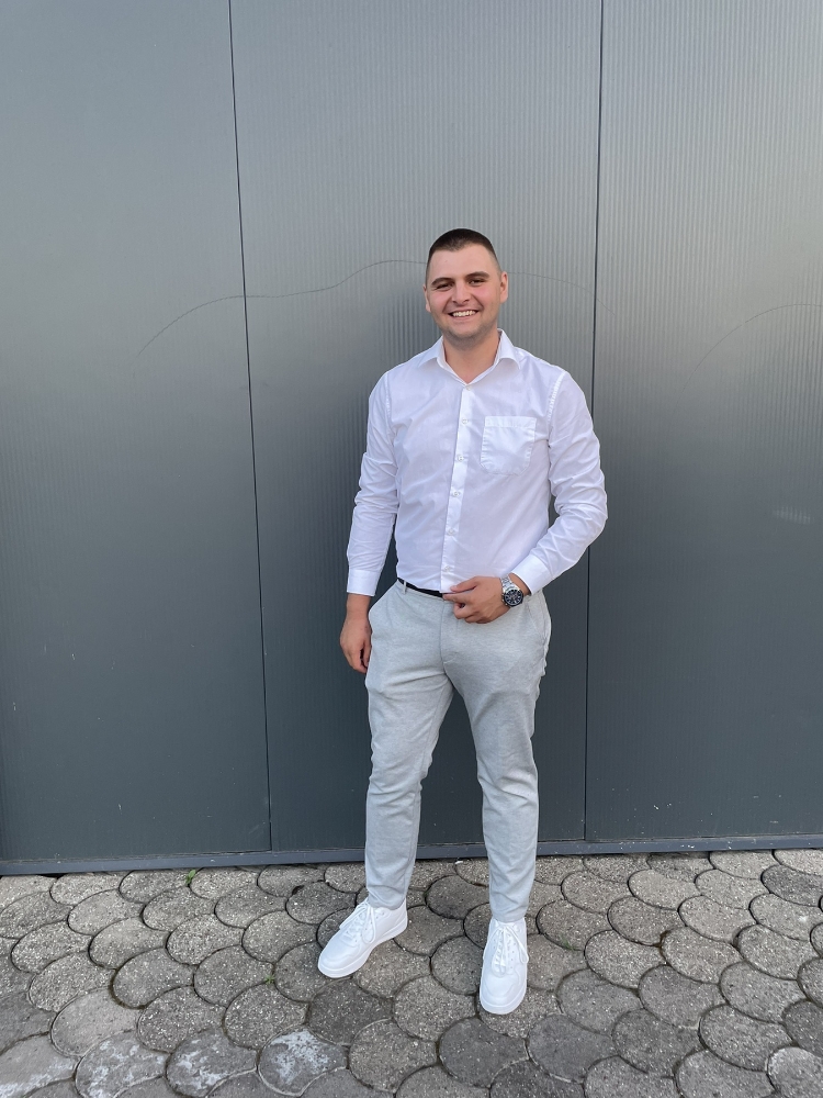 Mini bager, mali bager - Bageri - OLX.ba