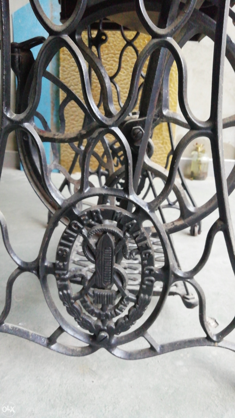 Singer masina singerica postolje komplet - Predmeti od metala - OLX.ba