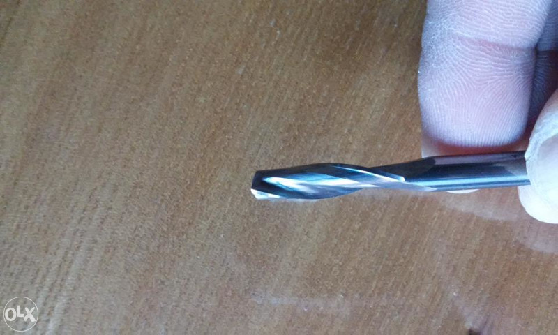 CNC RAVNO GLODALO ZA REZANJE 6 MM drvo i mdf - Kroneri/Glodala - OLX.ba