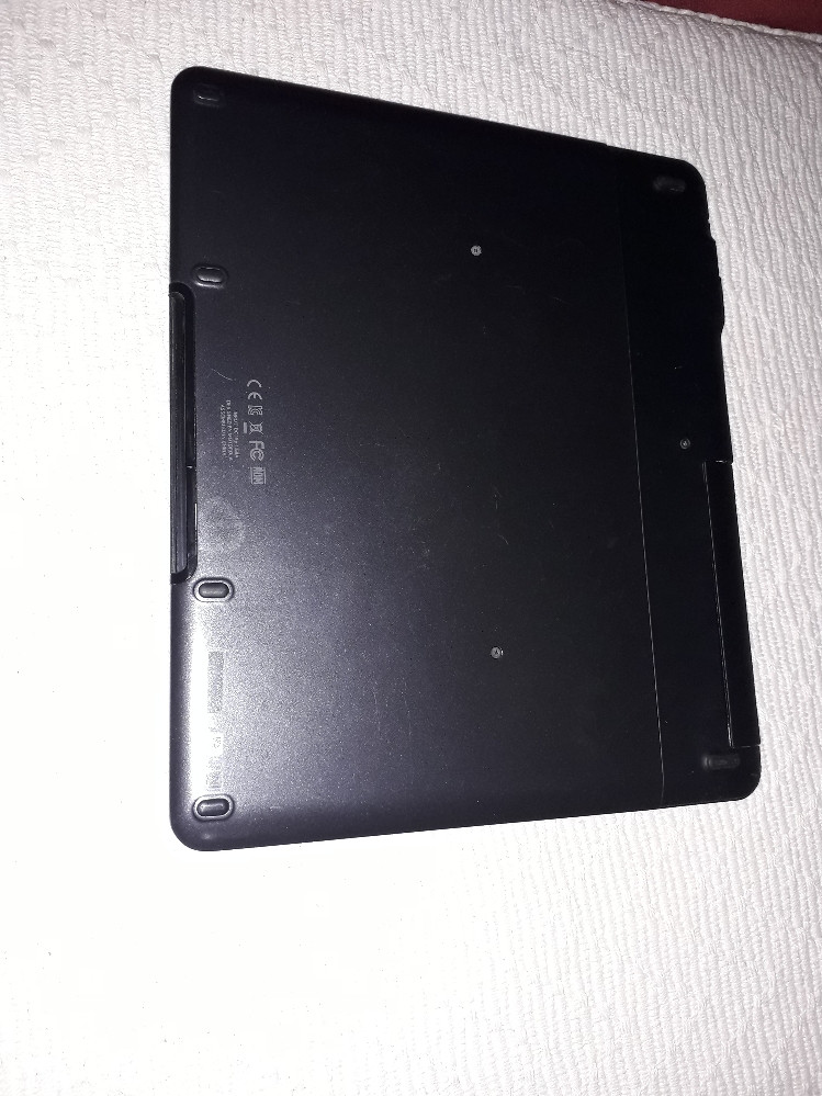 Laptop Dock Motorola ATRIX 4G ,ispravan,11,6" - Laptopi - OLX.ba