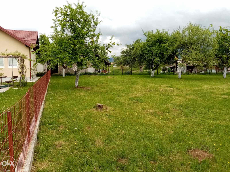 Prodajem zemljište 1 dunum Bijelo Polje - Lukavica - Zemljišta - OLX.ba