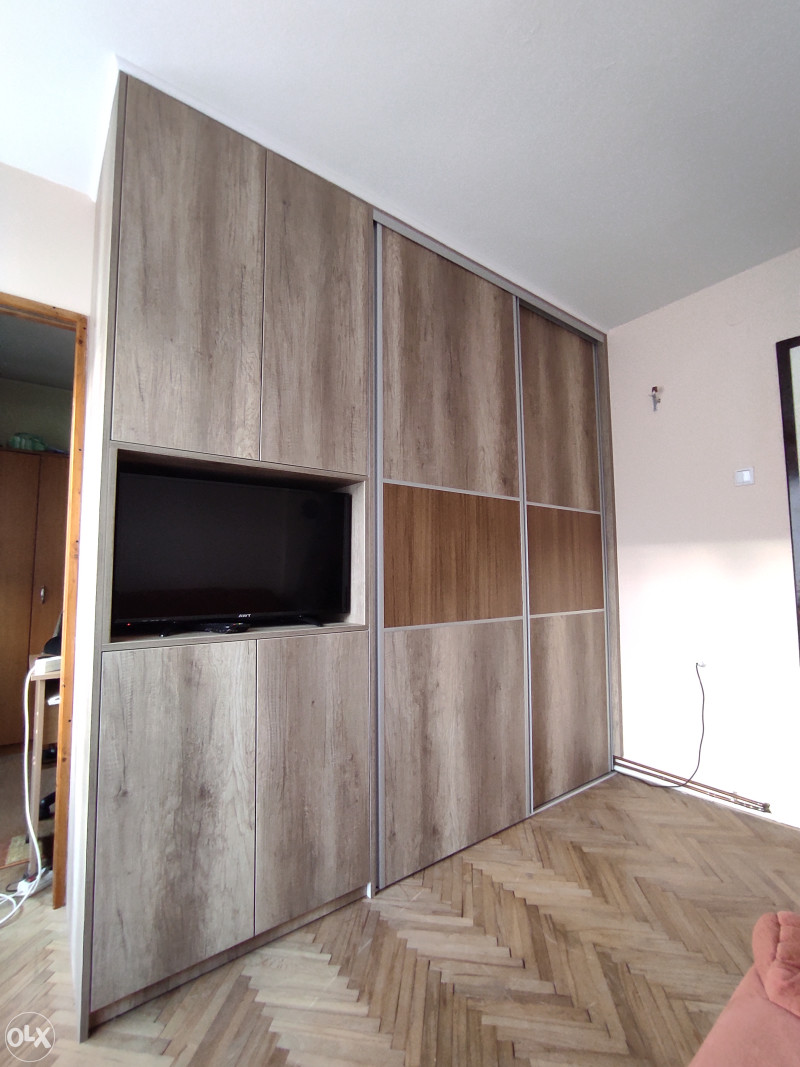 Ormari i americki plakari - Plakari - OLX.ba