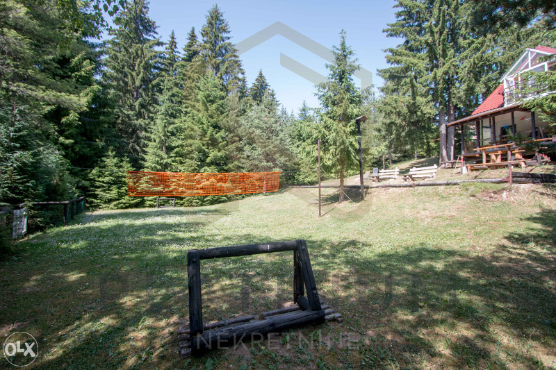 Dvije vikendice | Nišići | Nišićka visoravan | - Vikendice - OLX.ba