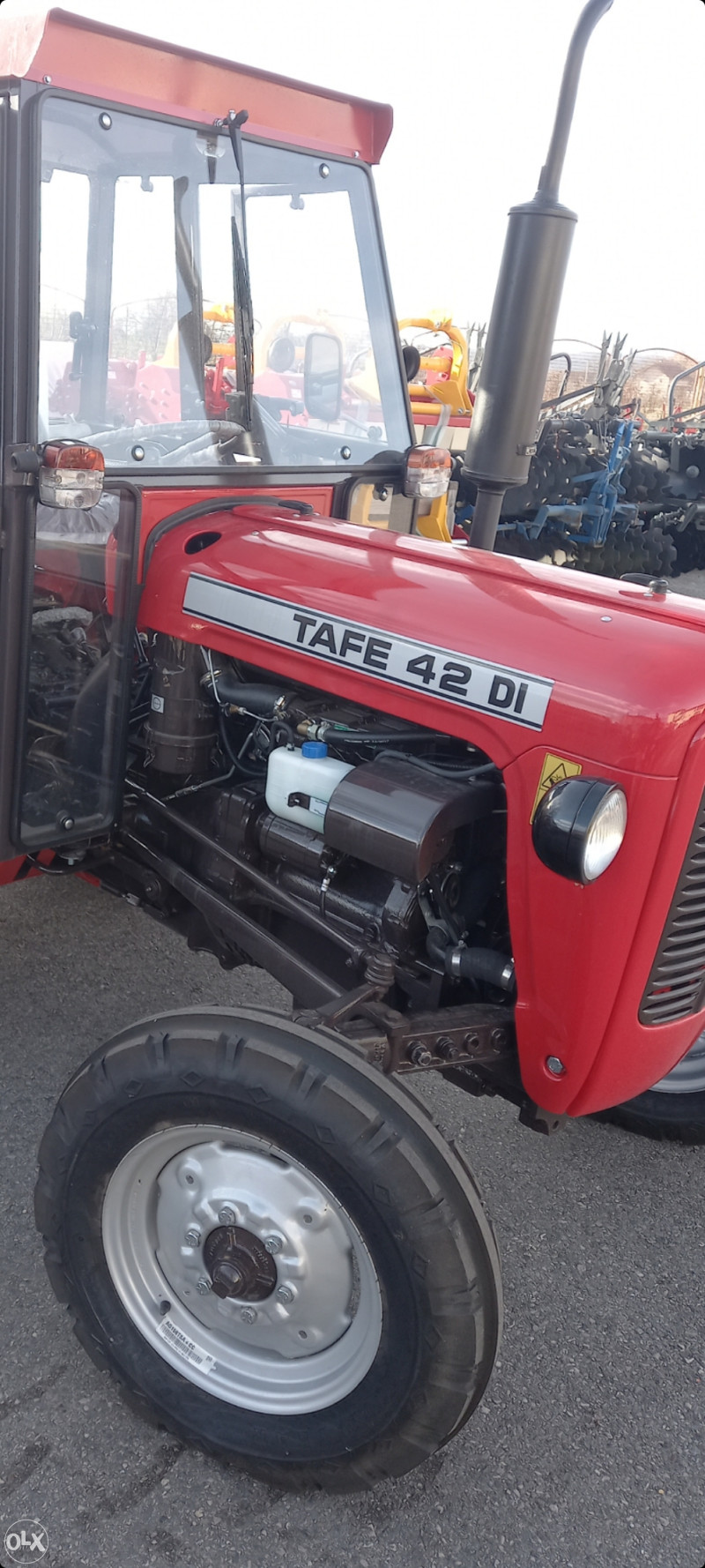 Traktor TAFE 42 DI sa kabinom - Traktori - OLX.ba