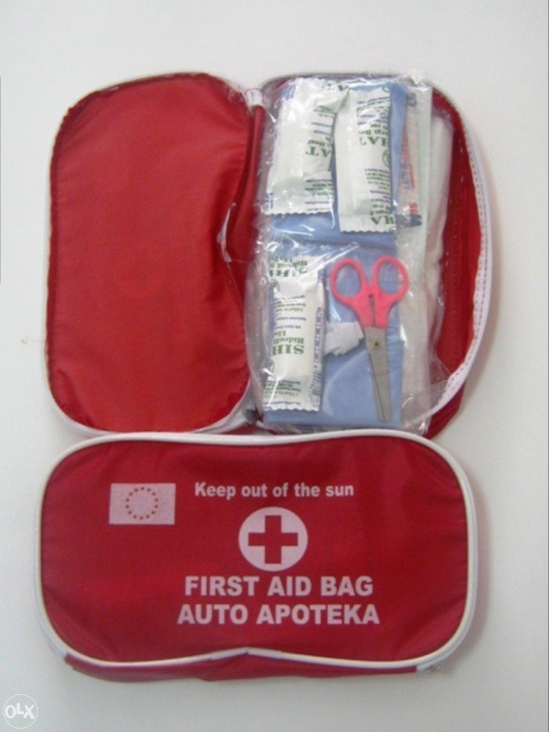 Prva pomoc za auta auto apoteka rok trajanja 2028 - Alat i pribor - OLX.ba