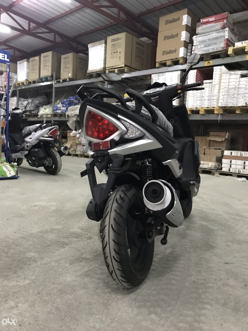 SONIC SKUTER MATADOR 50 ccm CRNI - Motocikli - OLX.ba