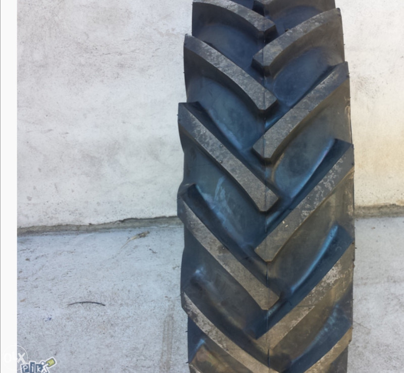 16.9-28 Traktorske gume - Gume i felge za traktore - OLX.ba