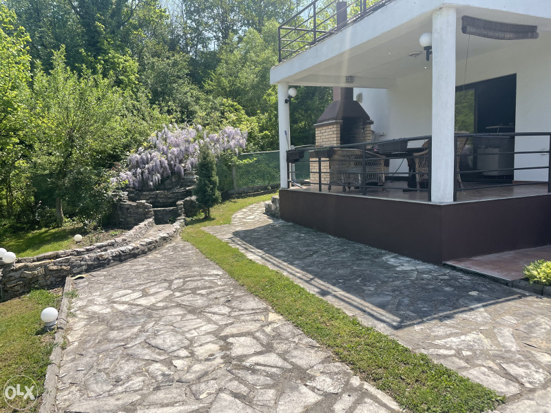 izdavanje vikendica jezero modrac - Vikendice - OLX.ba