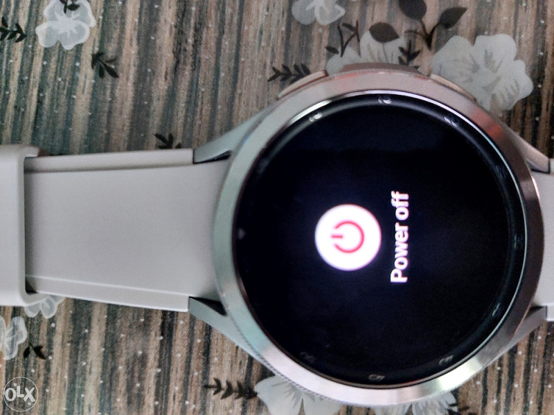 Sat Samsung galaxi 4 - Smartwatch (pametni satovi) - OLX.ba