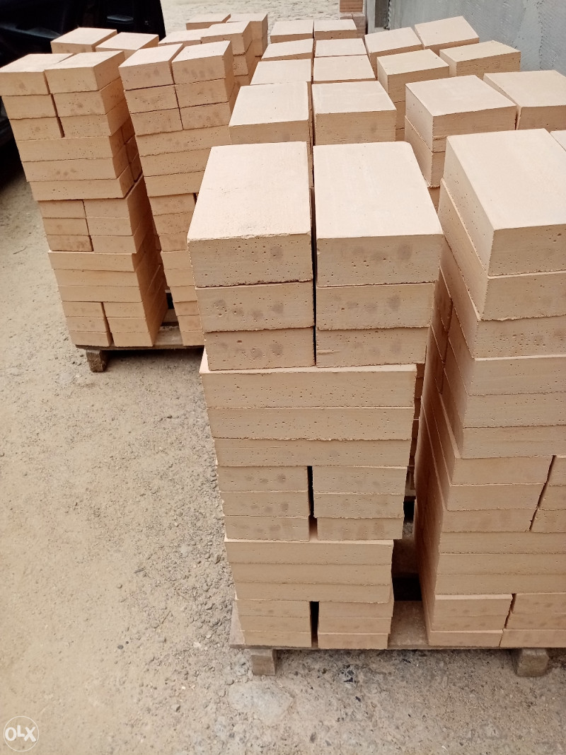 Samotna cigla 061-403-998 - Cigla/Opeka - OLX.ba