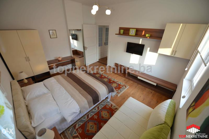 Namješten dvosoban stan 50m2, kod Katedrale - Stanovi - OLX.ba