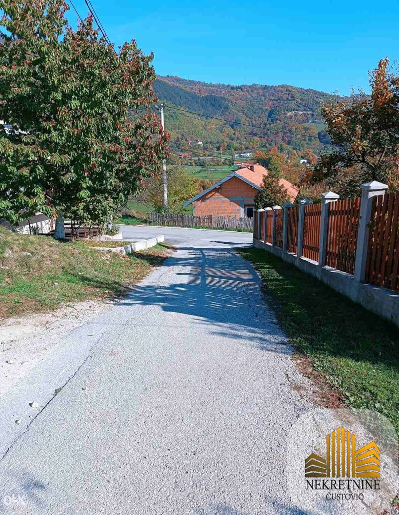 NAHOREVO, GORNJI KROMOLJ, ZAPOČETA KUĆA - Kuće - OLX.ba