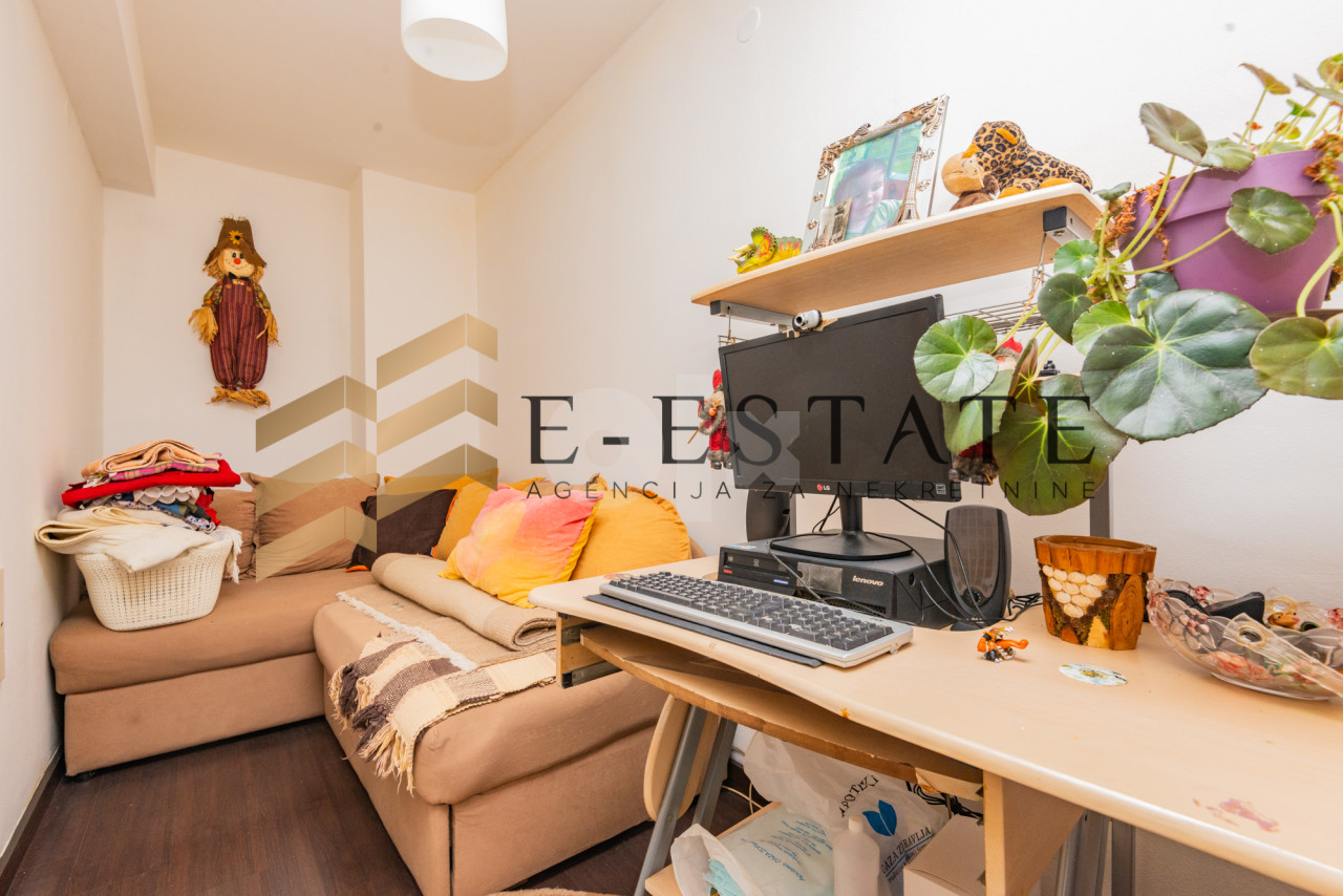 Dvosoban stan Dobrinja C5 Novi Grad 57m2 - Stanovi - OLX.ba