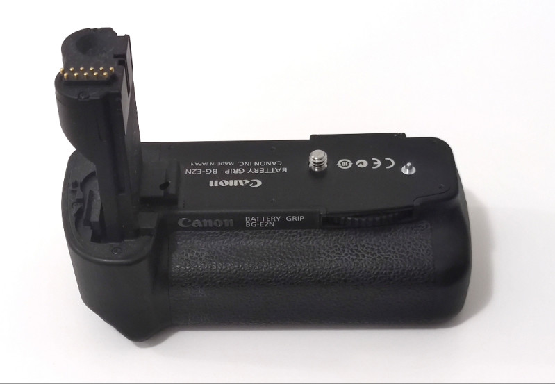Canon 40d 50d battery grip BG-E2N - Ostalo - OLX.ba