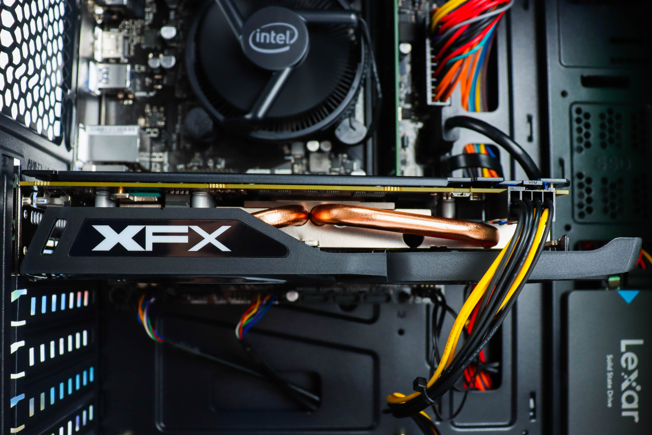 Gaming PC Fighter V325-01; i3-10105F; RX 570 DOPER-TECH - Desktop Računari - OLX.ba