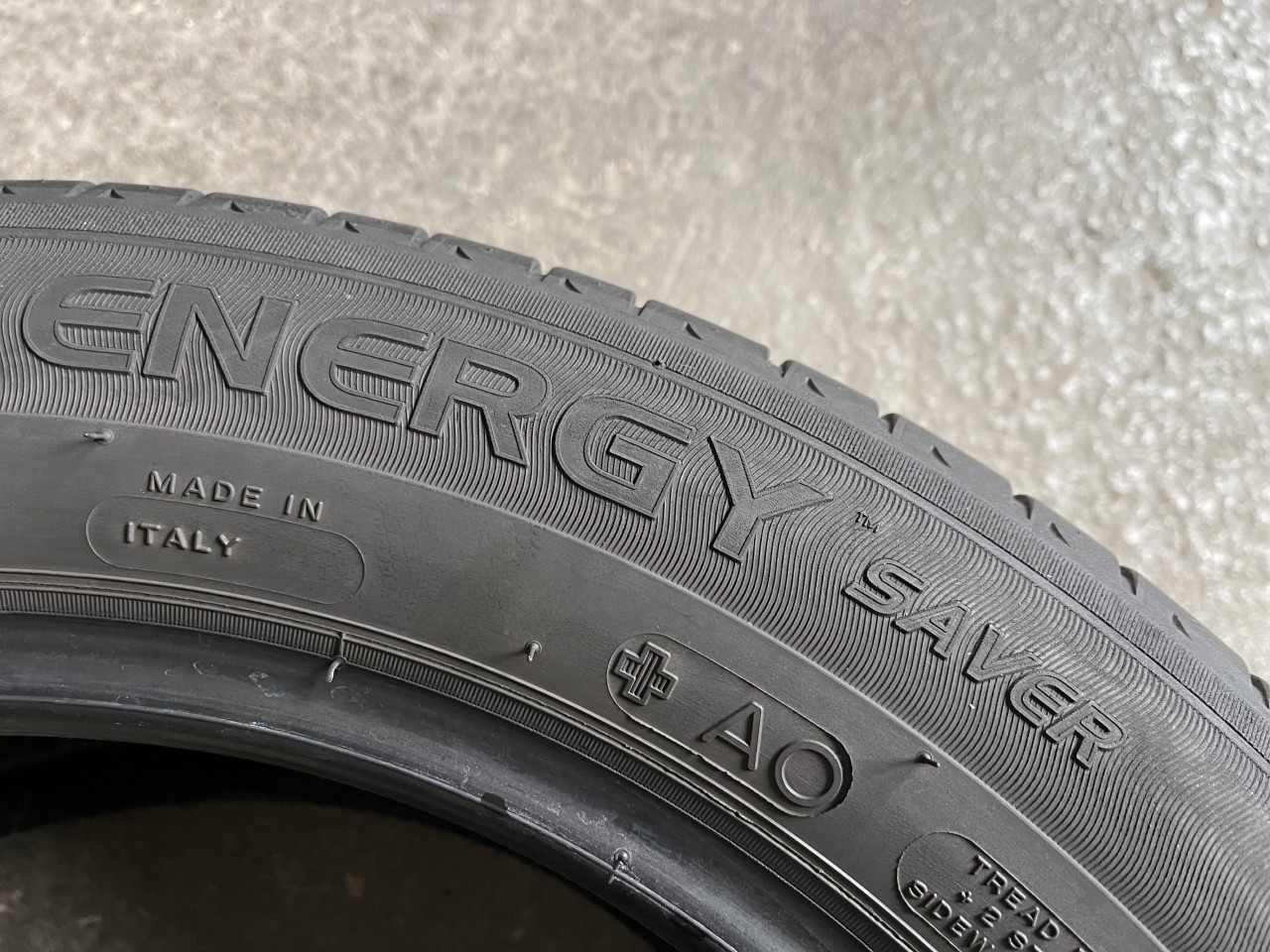 Ljetne Gume Michelin 205/55/R16 EnergySaver 205 55 16 - Gume - OLX.ba