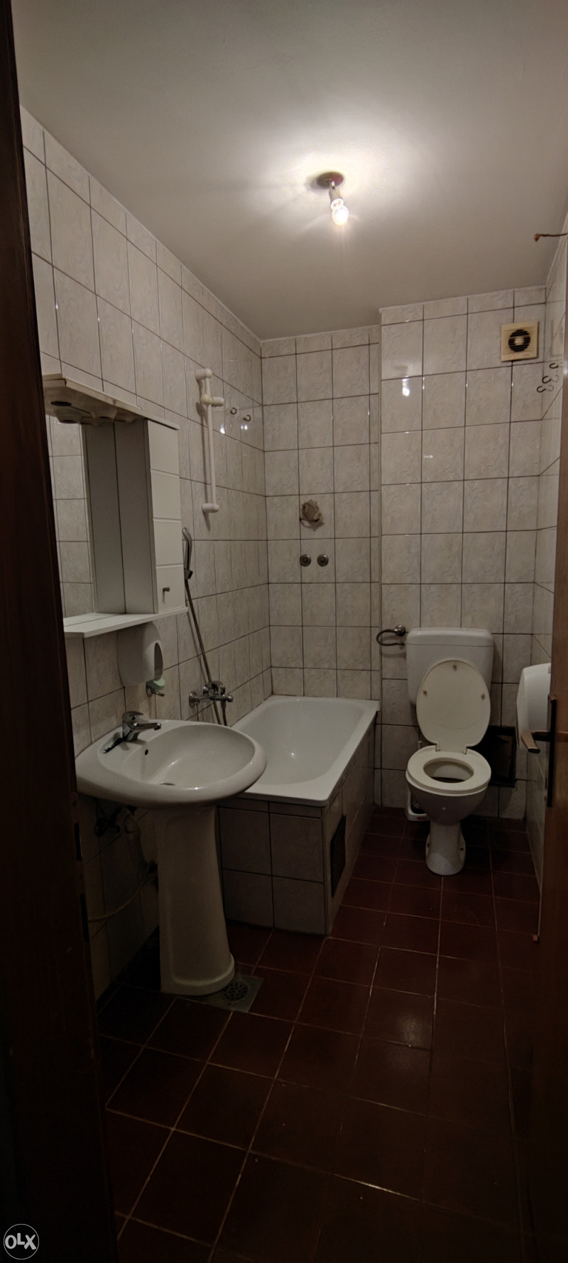Prodajem stan Dobrinja 1, 47,45 m2 ,2 sprat,zastakljen - Stanovi - OLX.ba