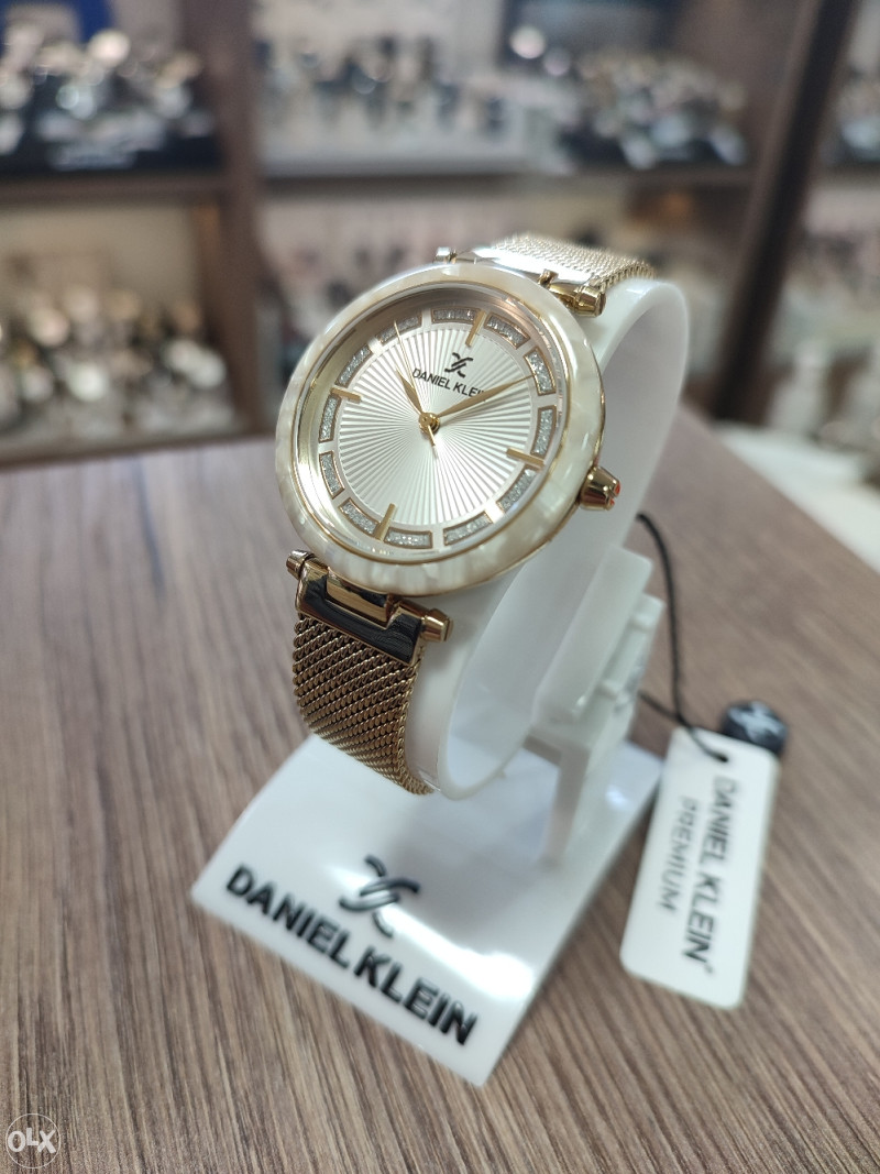 DANIEL KLEIN ZENSKI SAT MODEL DK.1.13148-3 - Ručni Satovi - OLX.ba