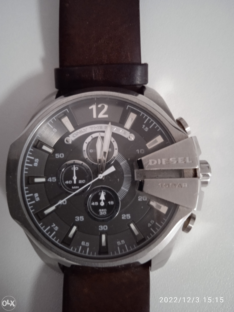 RUČNI SAT DIESEL. - Ručni Satovi - OLX.ba