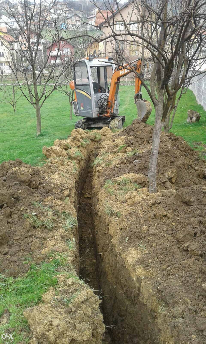 Iskop kopanje usluge bagerom 061 377 488 - Rušenja, iskopni i zemljani radovi i o - OLX.ba