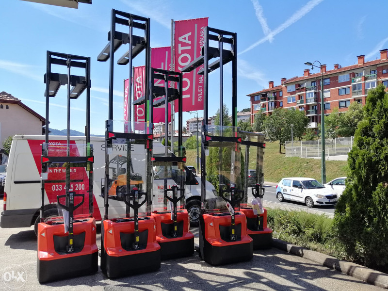 Stacker !!!! EL. PALETAR viljuskari TOYOTA 1t, 2,9 m, Li-ion ...