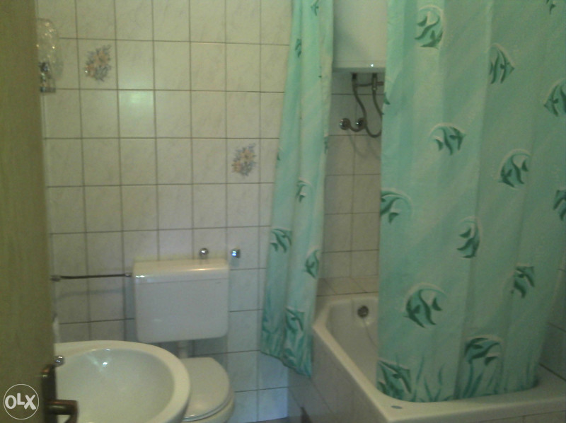 Izdajem stan Trazim cimerku - Stanovi - OLX.ba