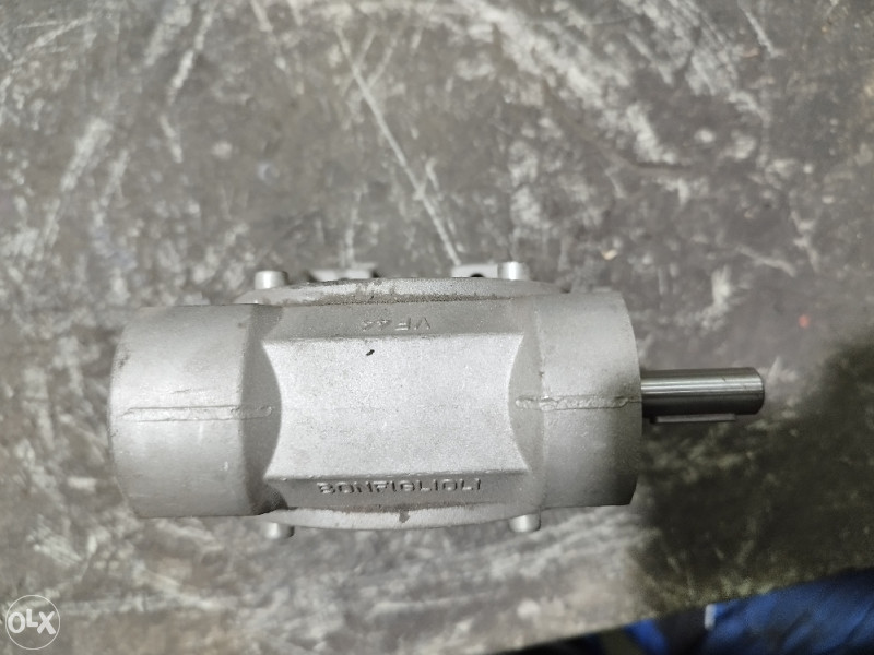 Elektro motor Reduktor - Elektromotori i agregati - OLX.ba