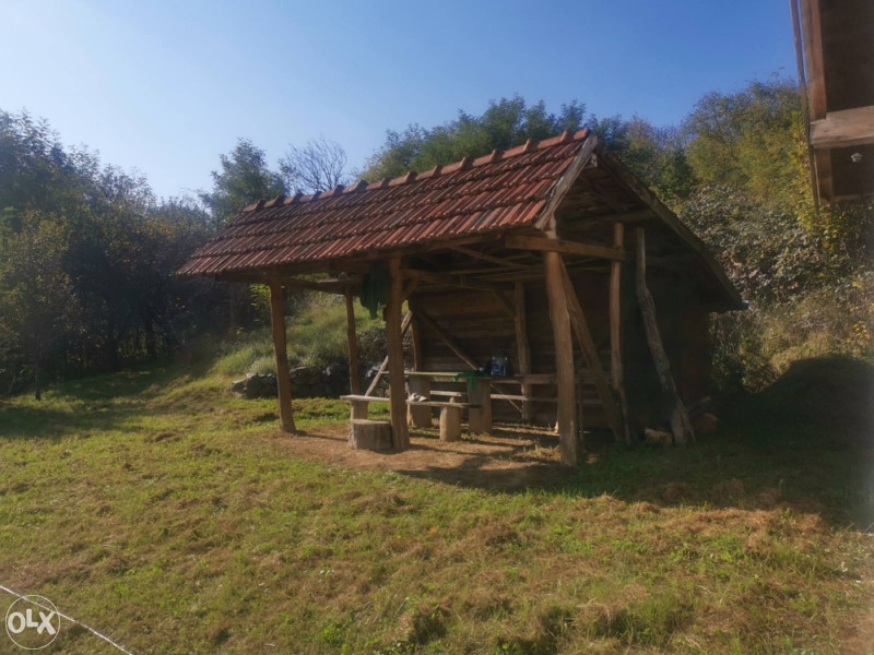 Vikendica Doboj Tekućica 6 duluma zemlje - Vikendice - OLX.ba