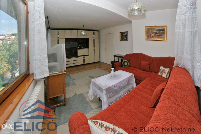 Kuća na dvije etaža sa baštom i garažom, Bistrik - Kuće - OLX.ba