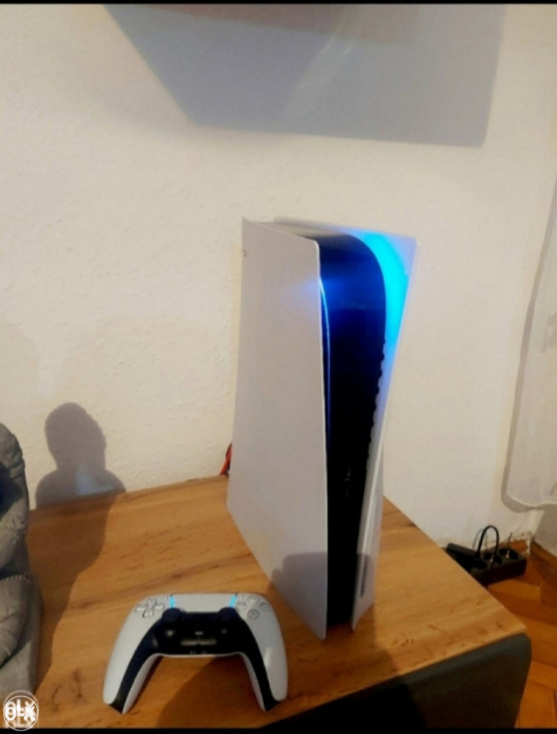 Playstation 5 + FIFA 23 + ELDEN RING + GOD OF WAR PS5 - Konzole - OLX.ba