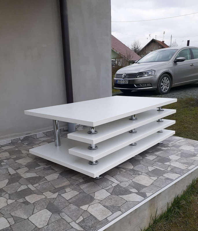 Stol za dnevni boravak,klub sto klupski klubski stolovi - Klupski stolovi - OLX.ba