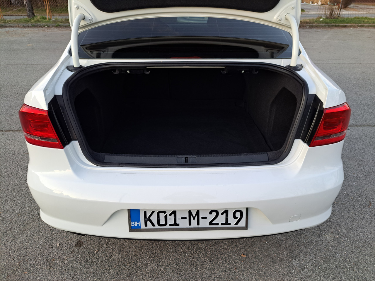 VW PASSAT 7 2014.g. LIMUZINA 1.6 TDI ODLICNO STANJE - Automobili - OLX.ba