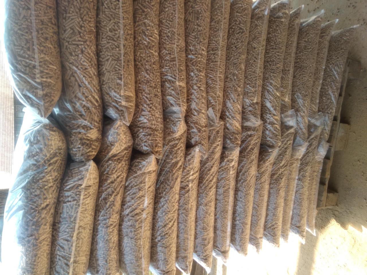 Pelet bukva hrast - Pelet - OLX.ba