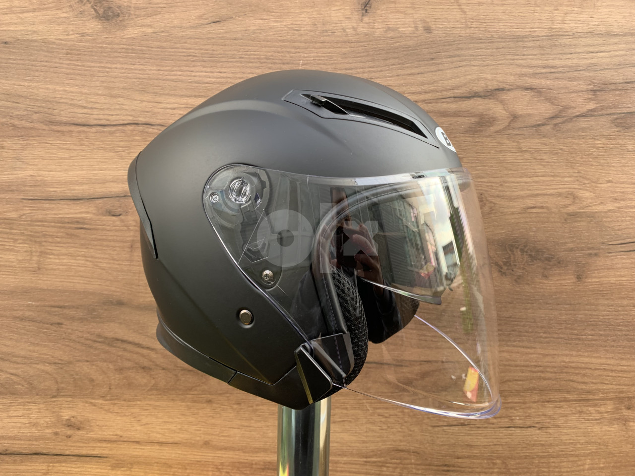 Kaciga za motor skuter sa naocalama - Kacige - OLX.ba