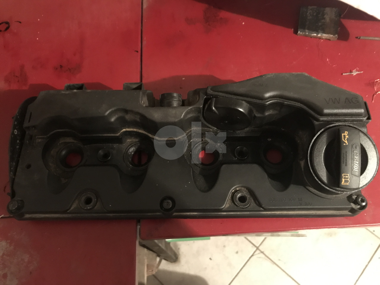 Poklopac glave motora audi - Dekla motora - OLX.ba