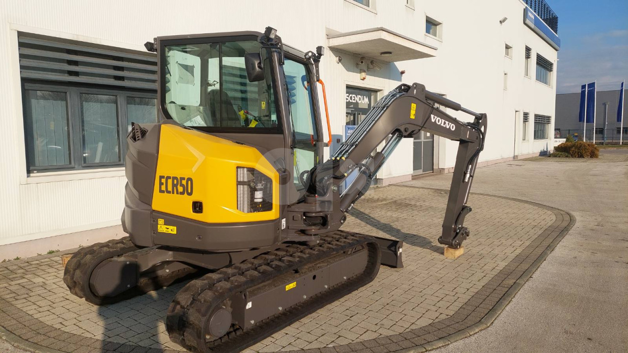 MINI BAGER VOLVO ECR50F (5 tona) - 062 979 147 - Bageri - OLX.ba