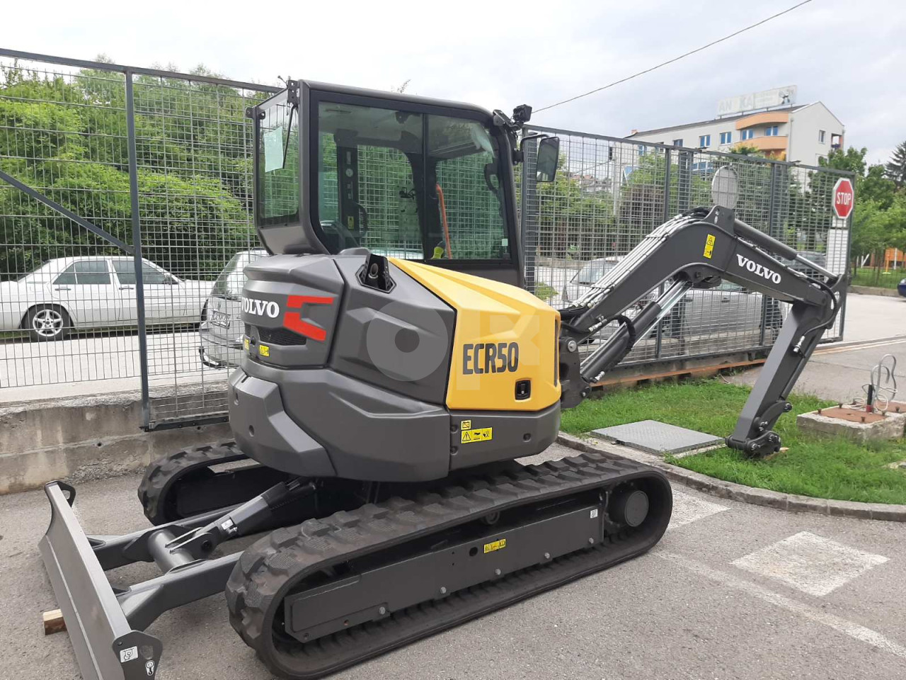 MINI BAGER VOLVO ECR50F (5 tona) - 062 979 147 - Bageri - OLX.ba