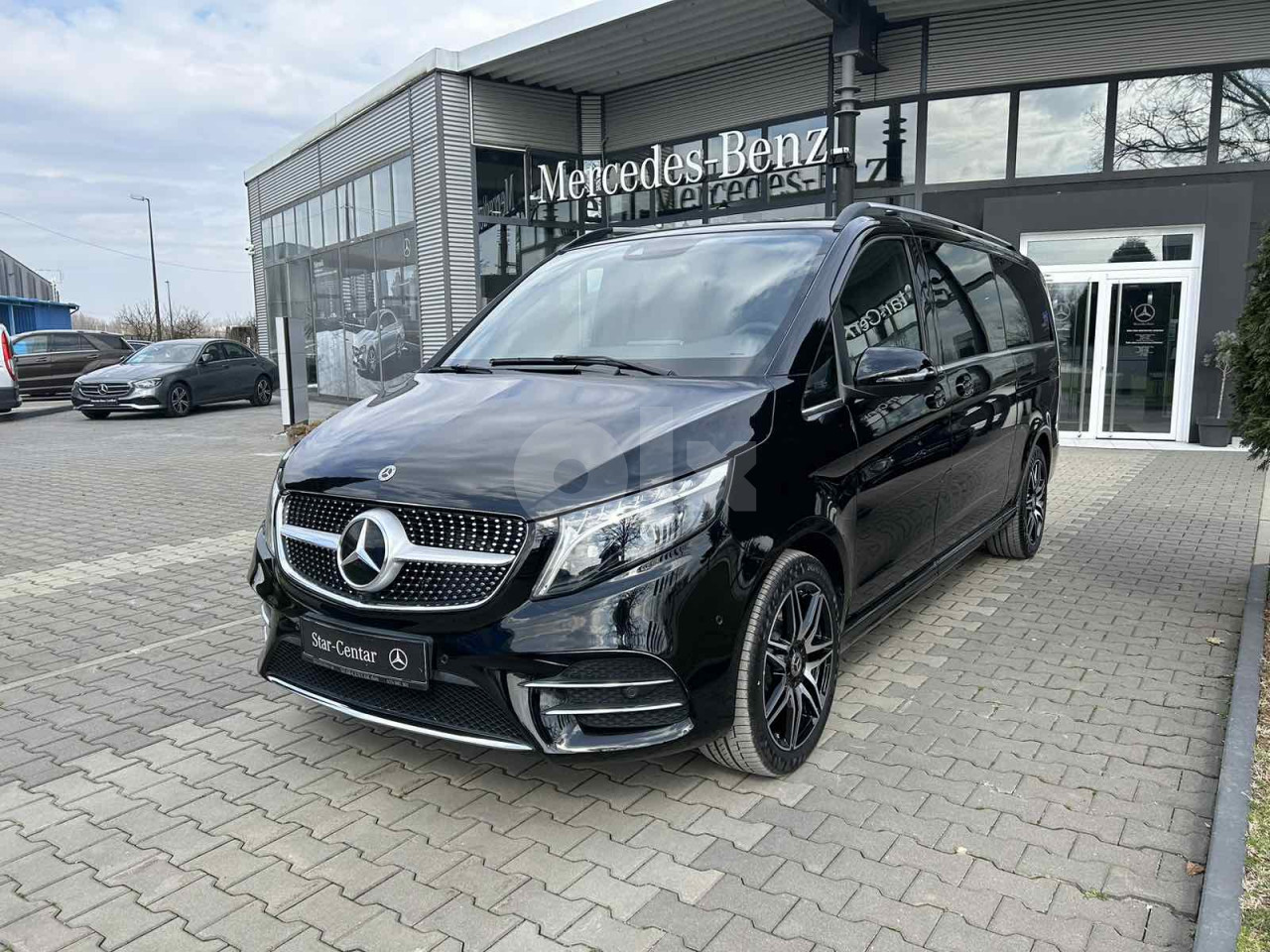 Mercedes-Benz V 300d 4m AMG Line - u dolasku - Automobili - OLX.ba