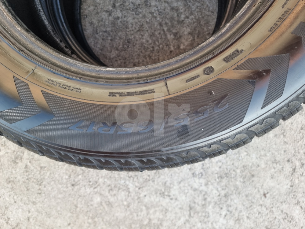 Zimske Gume GoodYear 255/55/17 R17 top stanje - Gume - OLX.ba