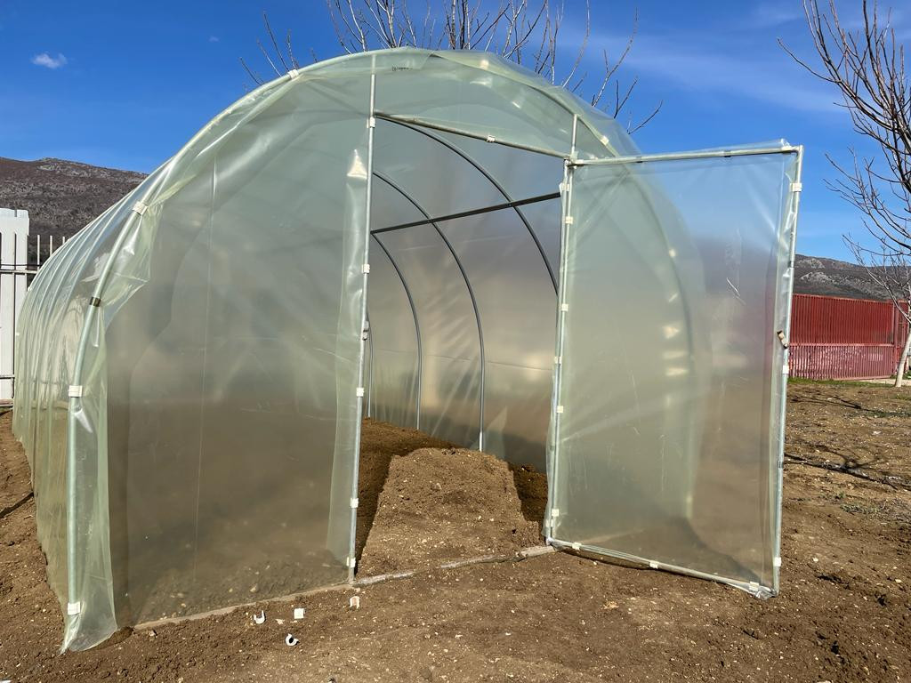 PLASTENIK PLASTENICI 3x6metara DVOJA VRATA NOVO - Plastenici i ...