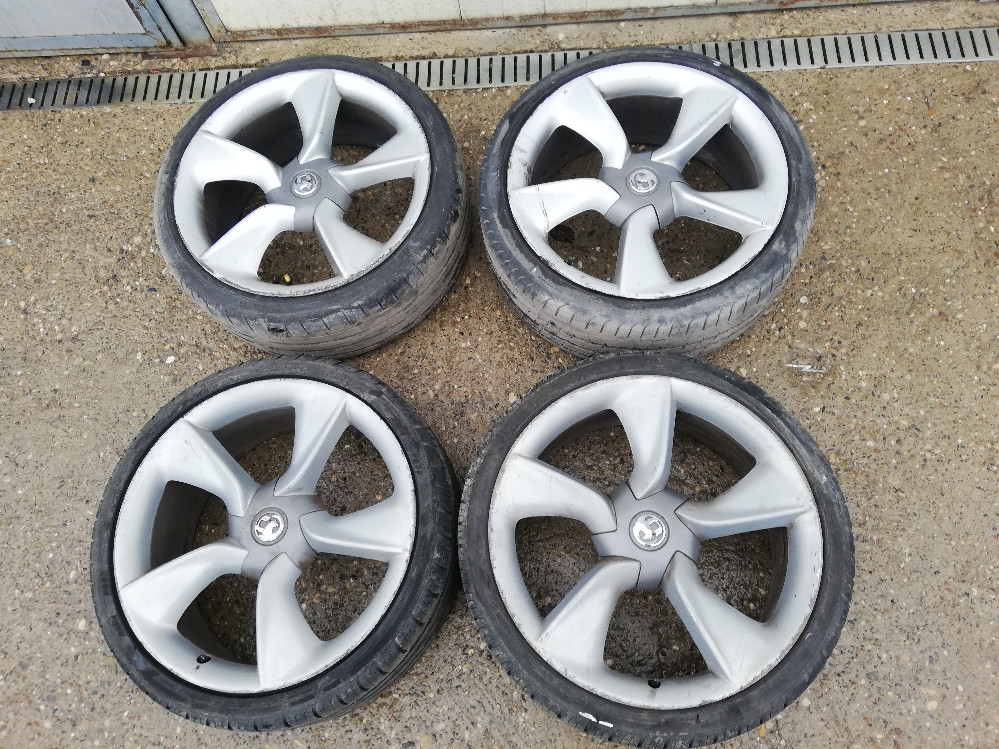 OPEL Astra J GTC 2.0 CDTI 121 kw dijelovi djelovi - Automobili u ...