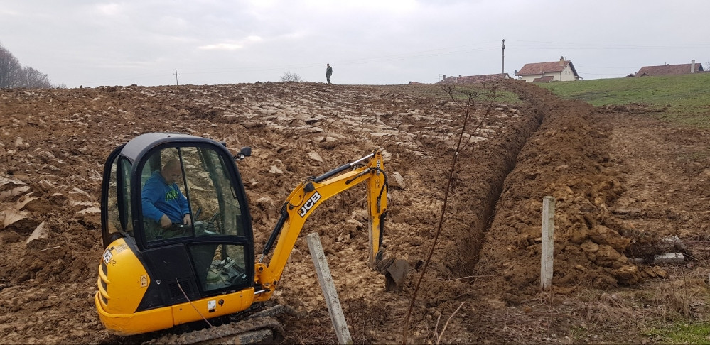 Minibager - mini bager JCB ( detaljno ) - Bageri - OLX.ba