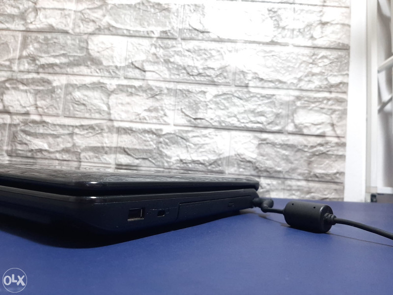Laptop Siemens Fujitsu 15.6" *i3-M350/4GB RAM/250GB* - Laptopi - OLX.ba